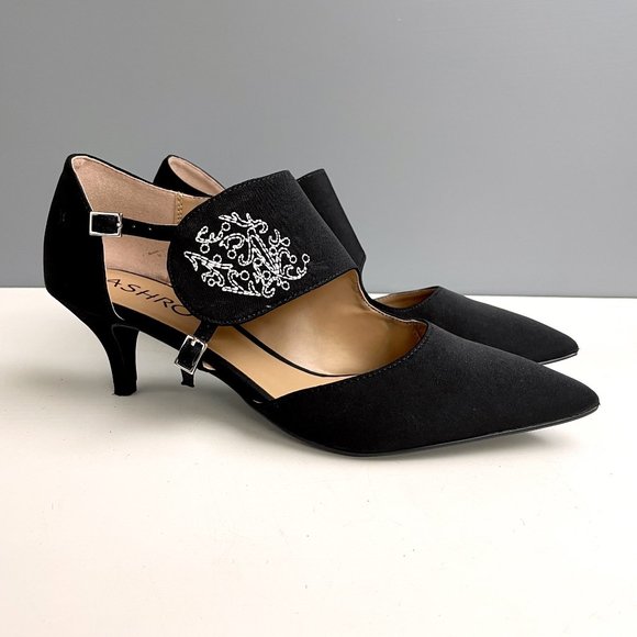 Ashro | Shoes | Ashro Embroidered Asymetrical Mary Jane Pump Size 95m ...